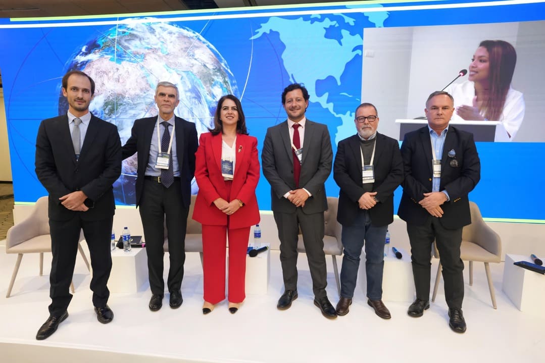 Para 2050, la industria aeronáutica podría alcanzar cero emisiones con ...