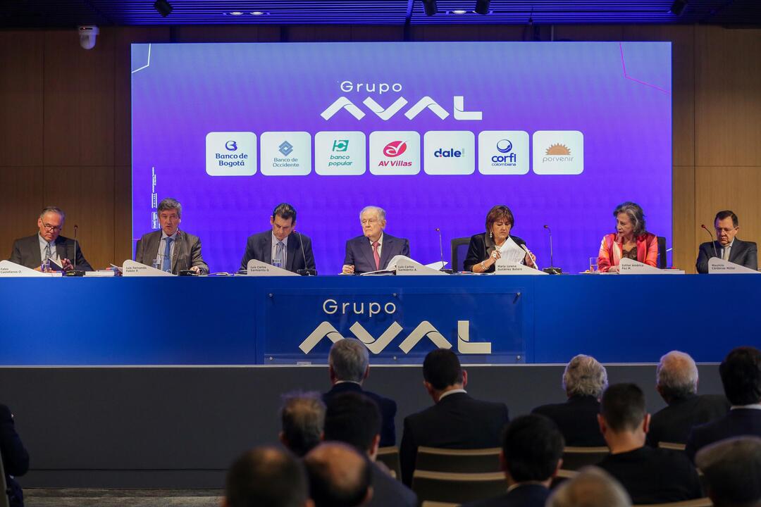 Grupo Aval generó utilidades consolidadas por 1.015 mil millones - La Nota Económica