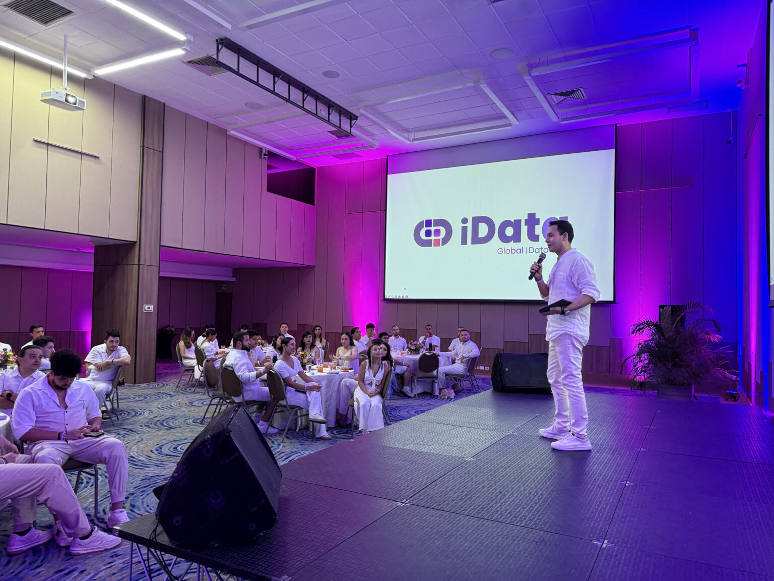 iData Global: expansión en las Américas y alianzas de talla mundial impulsan el talento en ...